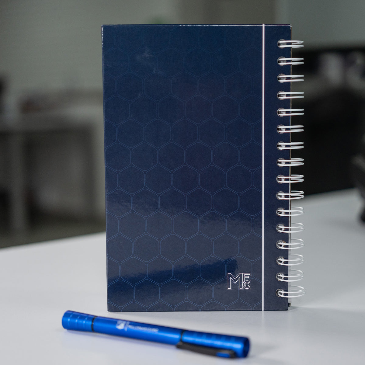 Cuaderno MFC Media Carta – Tienda Oficial Millonarios FC - Internacional